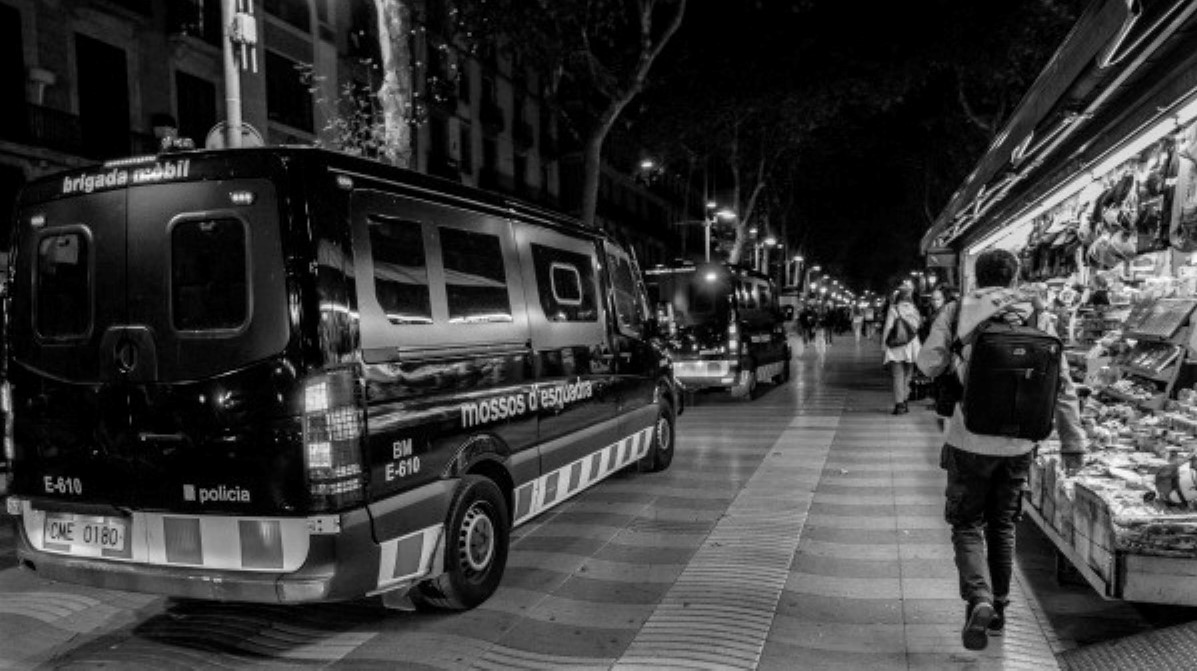 Il machete, la gellaba e l'urlo per Allah: l'attacco alle chiese di ...
